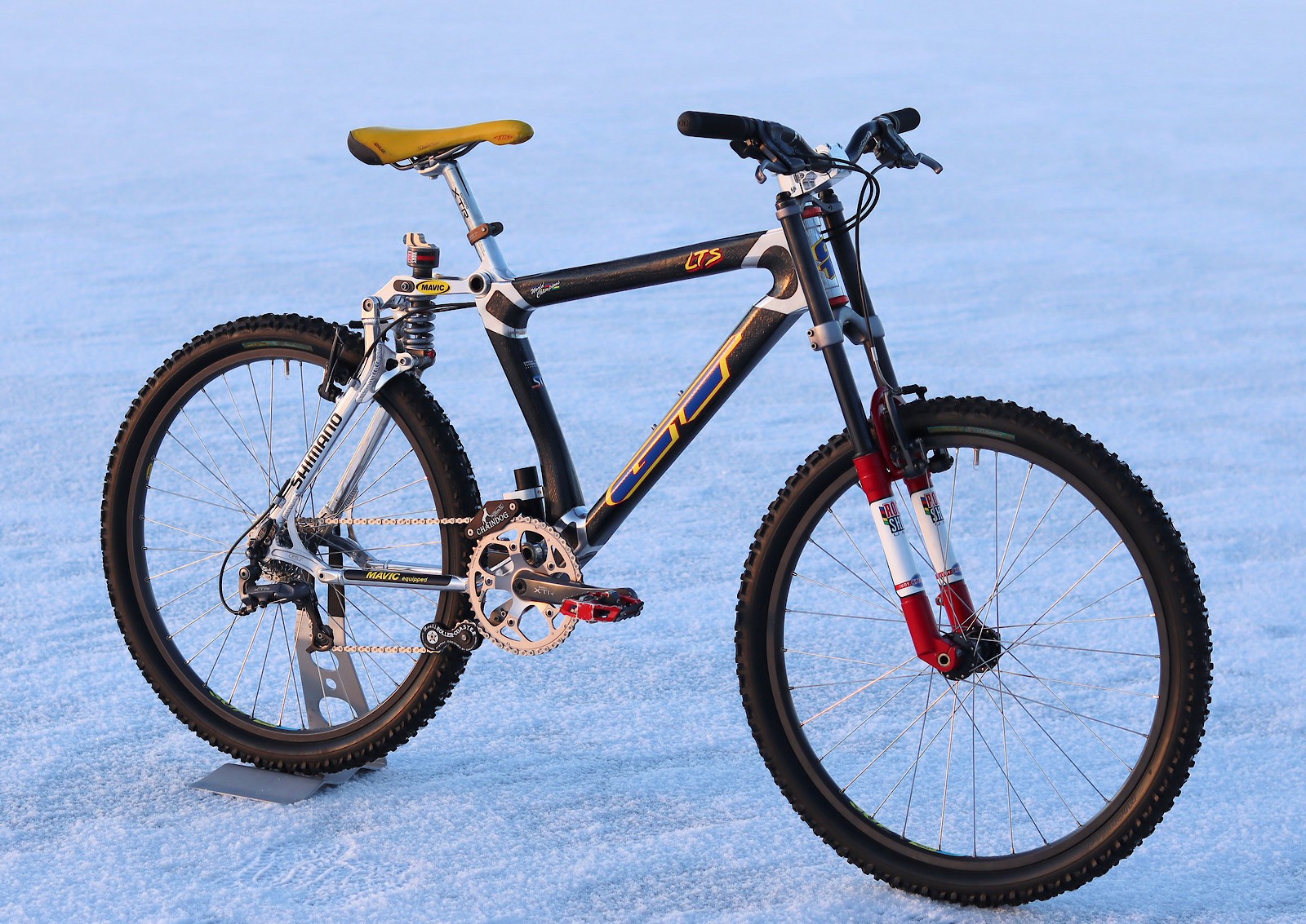 GT STS DH - Vital Bike of the Day July 2022 - Mountain Biking Pictures ...