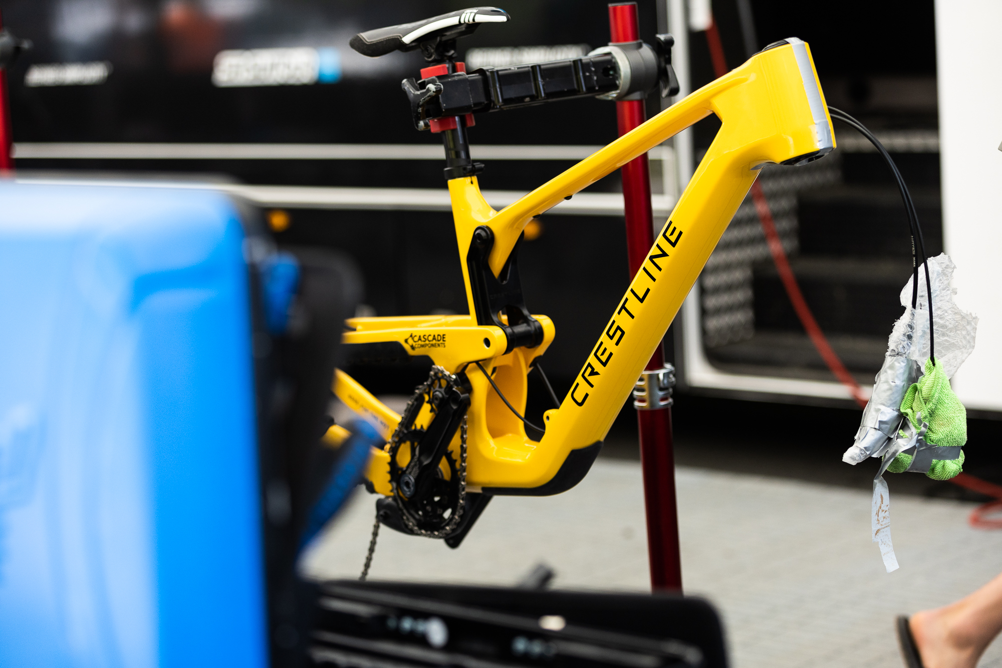 Crestline DH - PIT BITS 3 - 2023 World Cup Downhill Lenzerheide - Mountain Biking Pictures ...