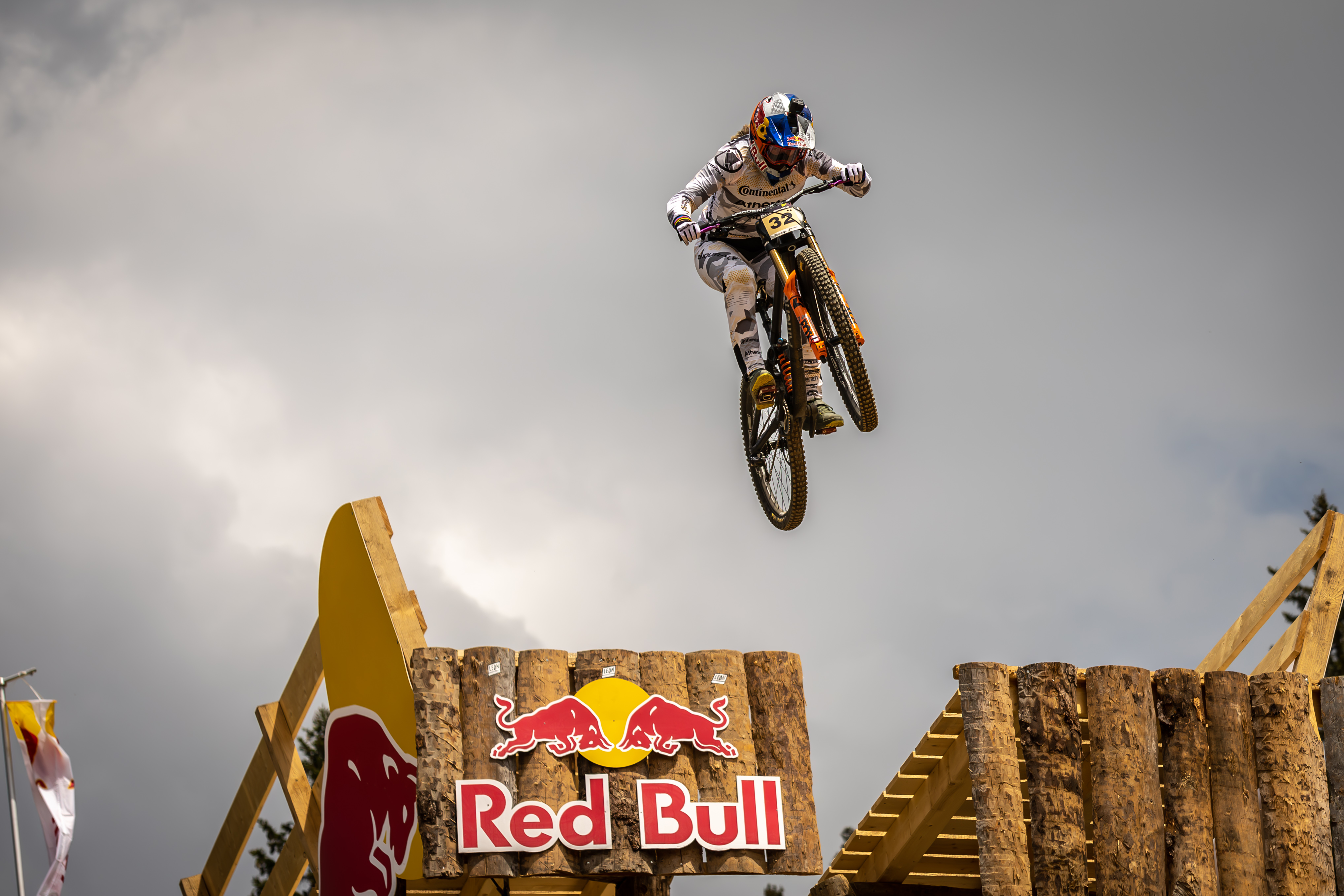 PHOTO BLAST - World Cup DH Race Day Lenzerheide - PHOTO BLAST - World ...