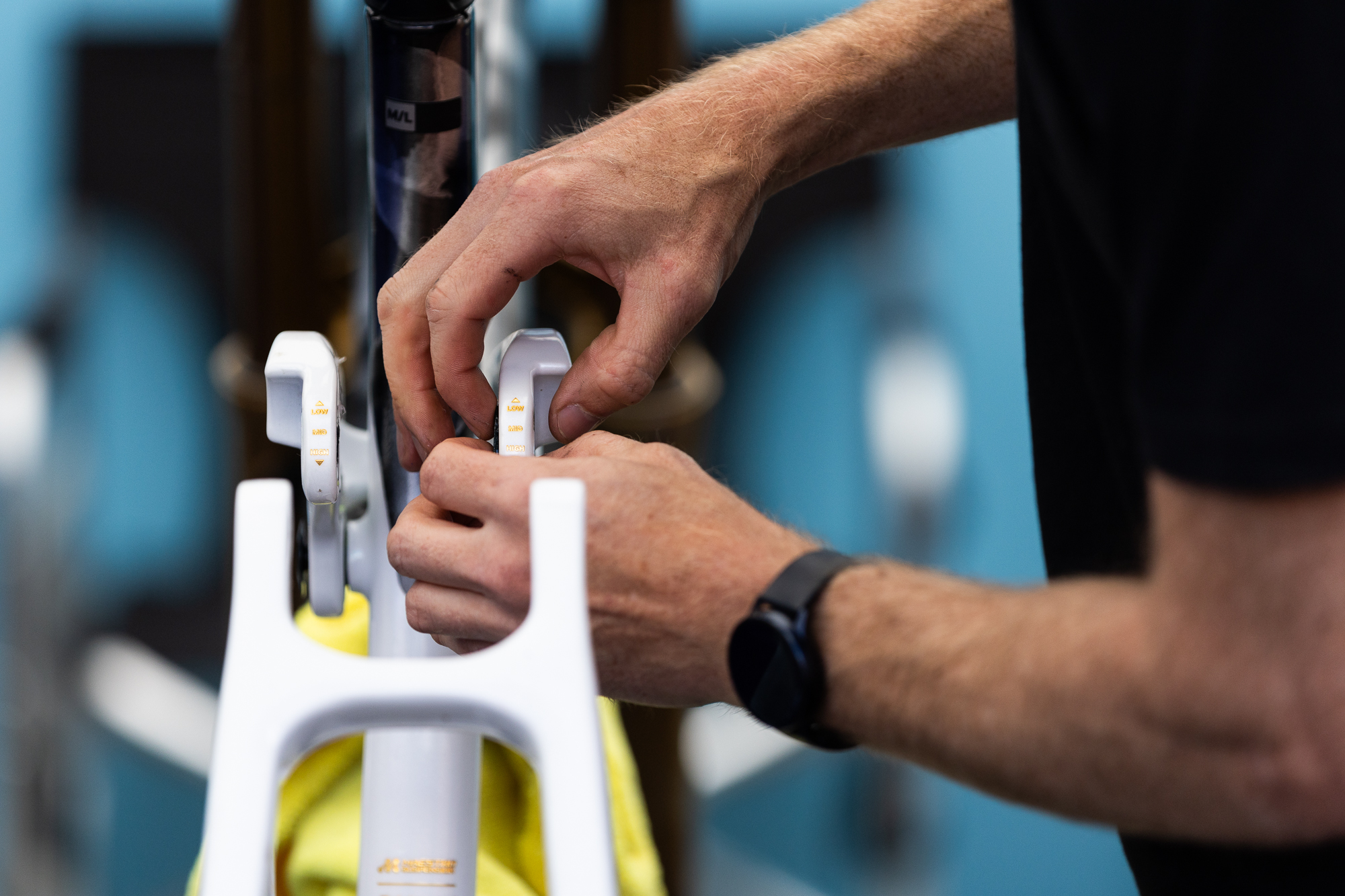 Drop it low - PIT BITS 2 - Poland World Cup Downhill, Bielsko-Biala ...