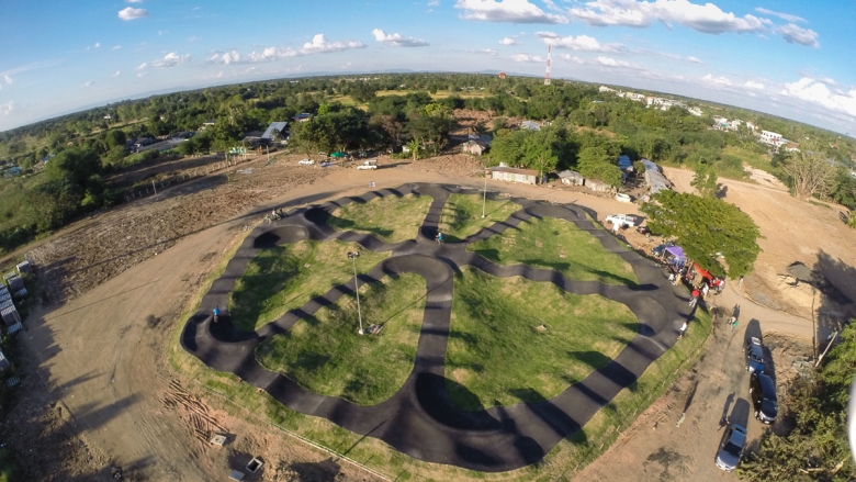 Building and Riding the World's Raddest Pumptrack in Thailand ...