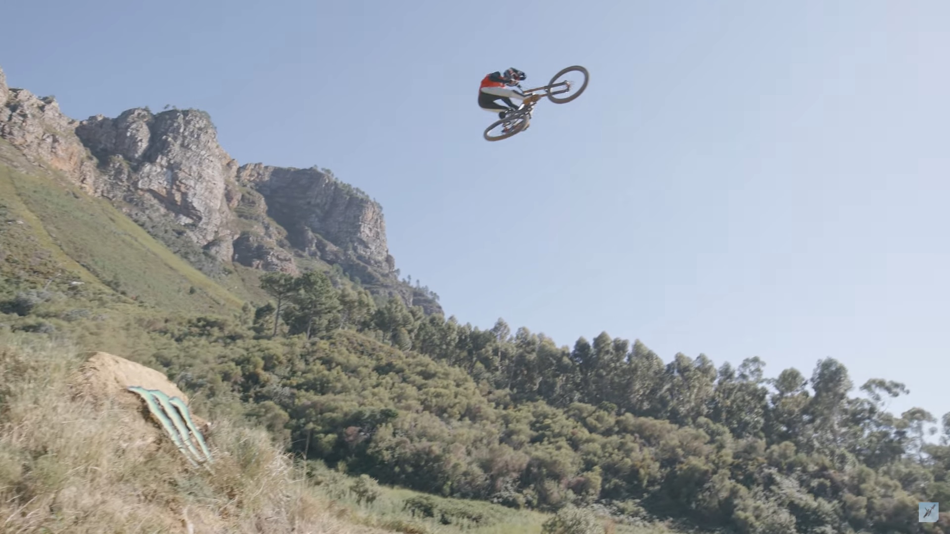 YEP THESE JUMPS ARE PRETTY BIG - Boys and Girls Send the Darkfest ...