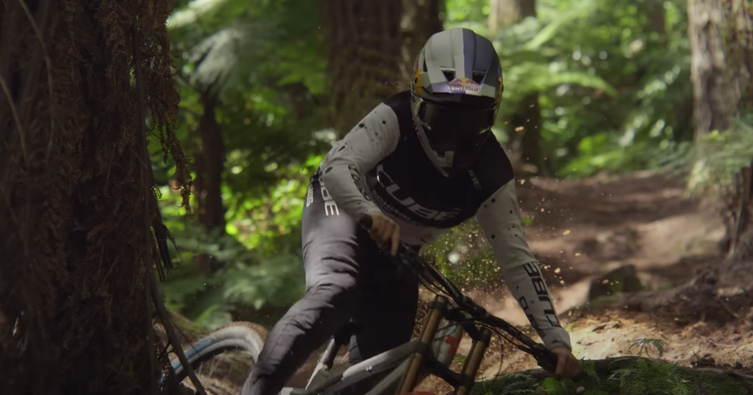 Jess Blewitt - Sound of Speed - sspomer - Mountain Biking Videos ...