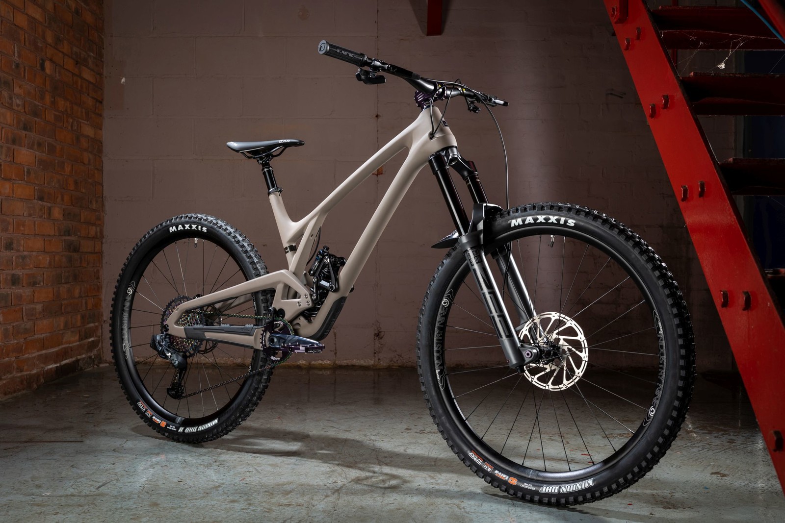 Burgtec Introduces Two New Limited Edition Colours: Black Sapphire and ...