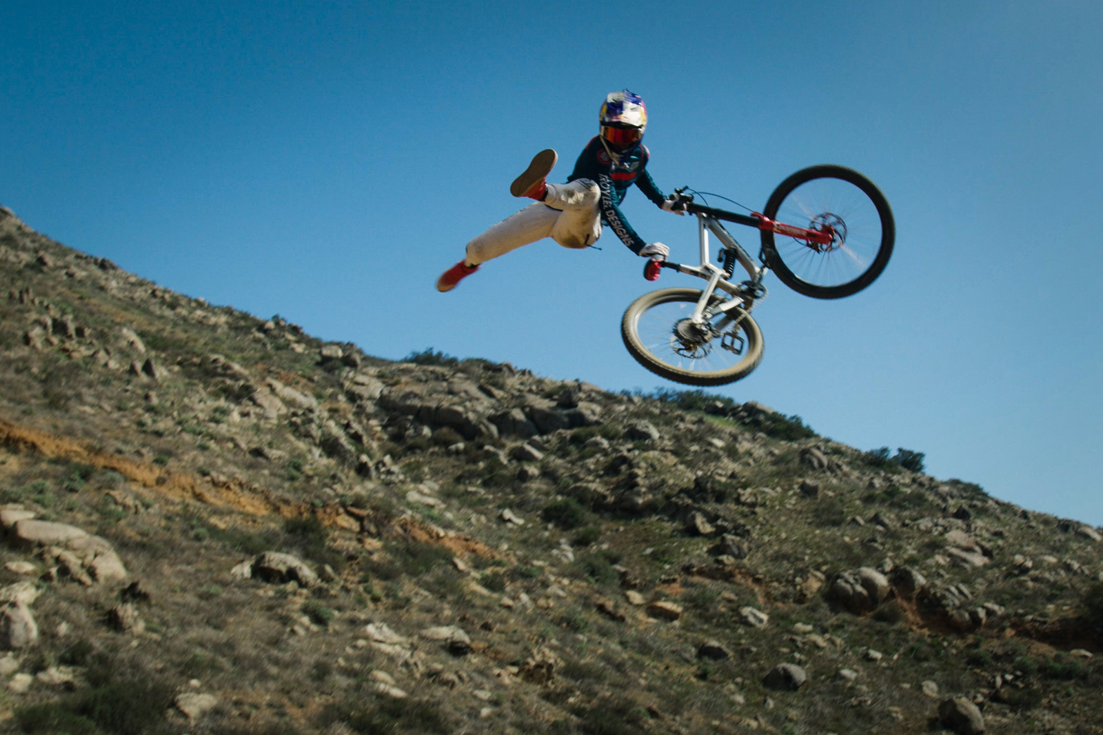 Jaxson Riddle in 'Golden State' - Mountain Bike Press Release - Vital MTB
