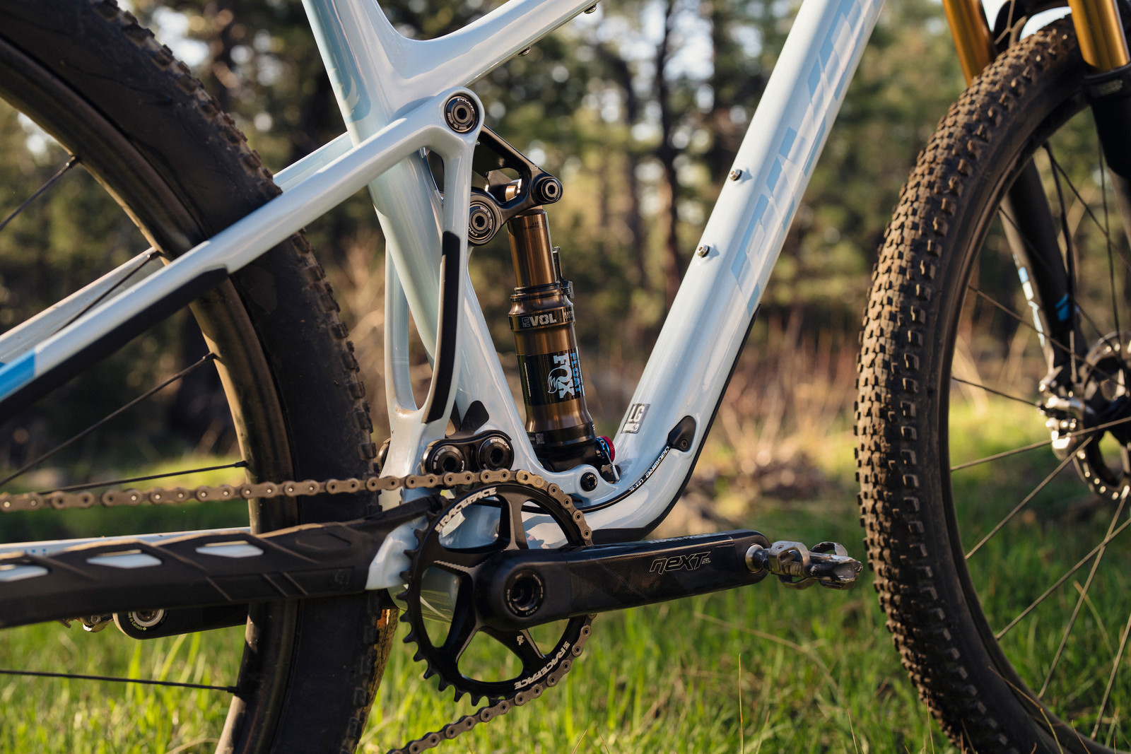 FIRST RIDE - 2023 Pivot Mach 4SL - Mountain Bike Feature - Vital MTB