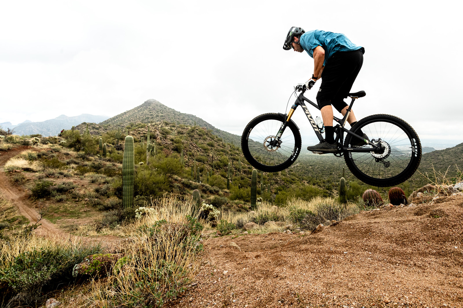 REVIEW: Pivot Switchblade V3 First Ride - Mountain Bike Feature - Vital MTB