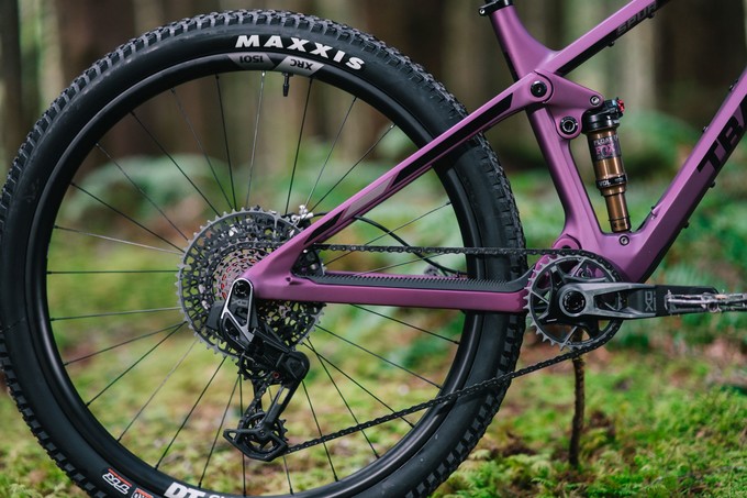 Transition Spur Colors, Spec, and UDH Frame Updates - Mountain Bike ...