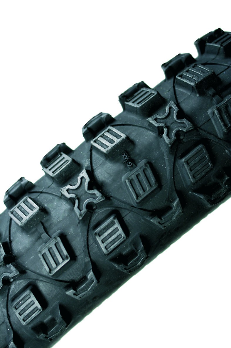 Geax LoboLoco Tire - Reviews, Comparisons, Specs - Tires - Vital MTB