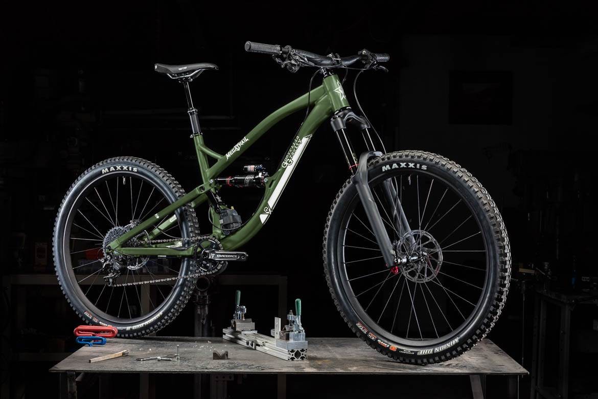 2018 Guerrilla Gravity Megatrail Race Bike - Reviews, Comparisons ...