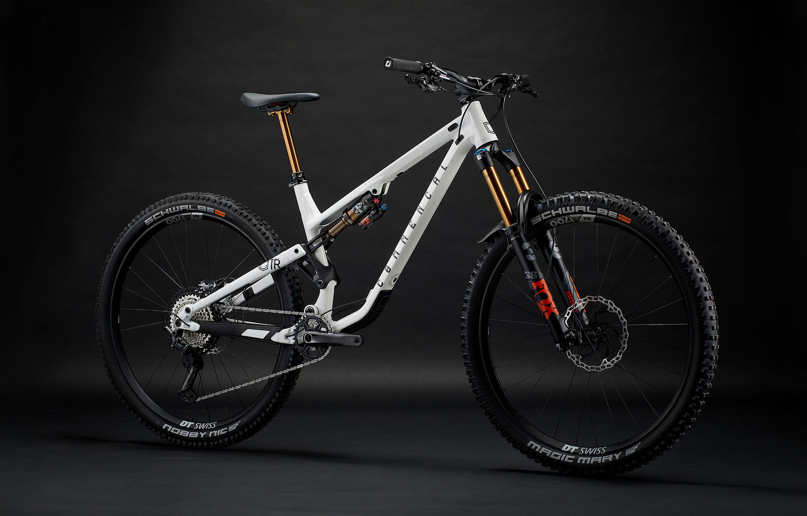 2023 Commencal Meta TR V4 Signature Bike - Reviews, Comparisons, Specs ...