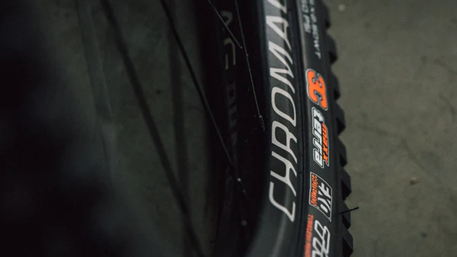 Chromag BA30 Front Wheel Wheel - Reviews, Comparisons, Specs ...