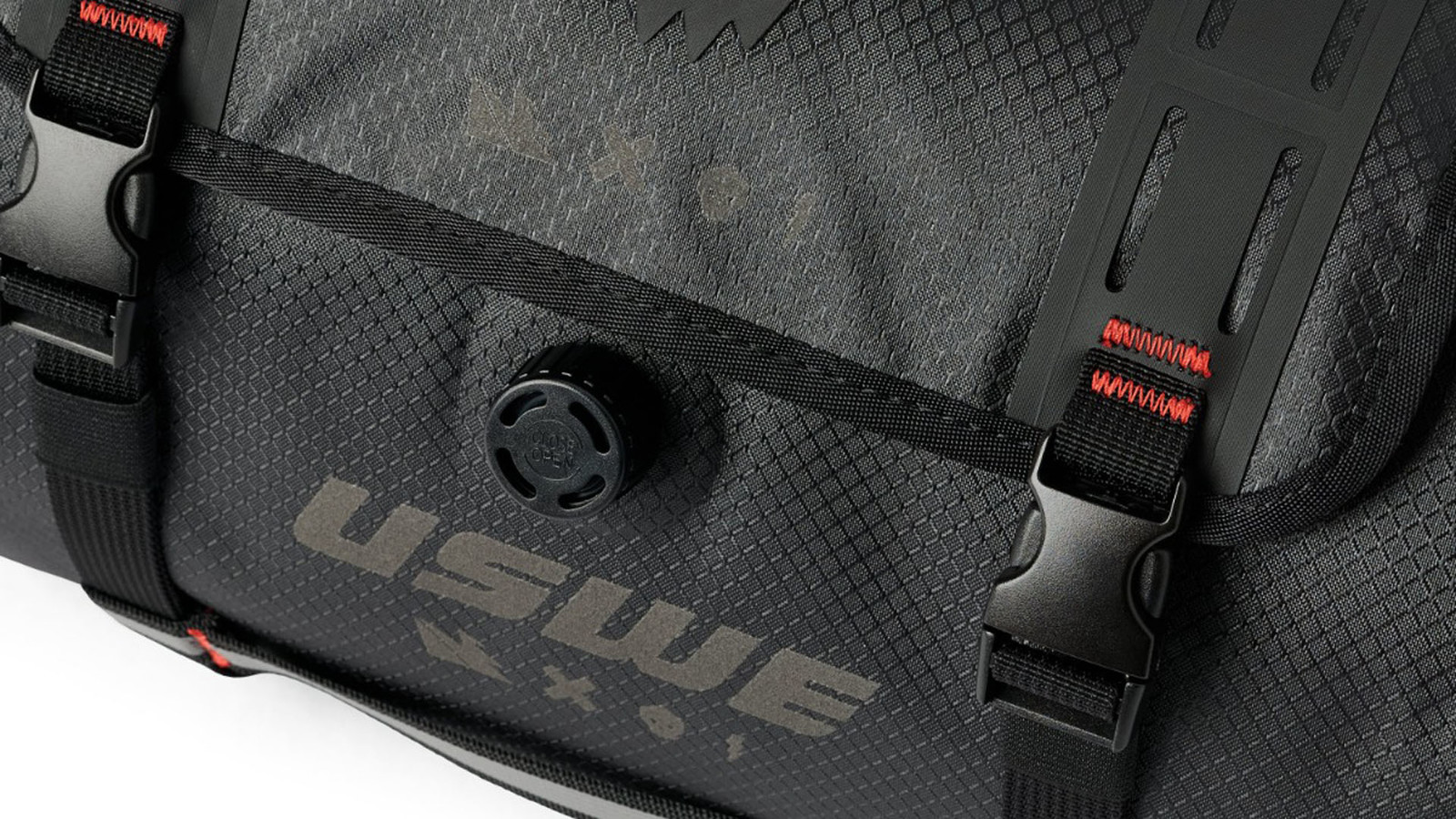 USWE Handlebar Bags - Reviews, Comparisons, Specs - Bike Gear Bags - Vital MTB