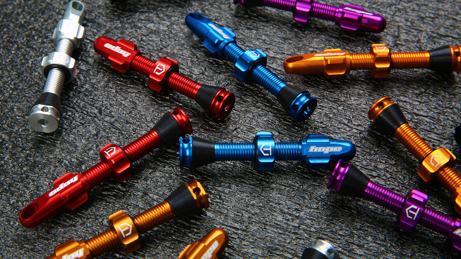 Hope Technology Tubeless Valve - Reviews, Comparisons, Specs - Tubeless ...