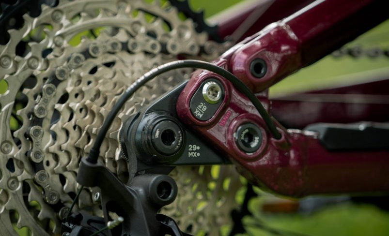 2025 Polygon Collosus N9 Bike - Reviews, Comparisons, Specs - Bikes - Vital MTB