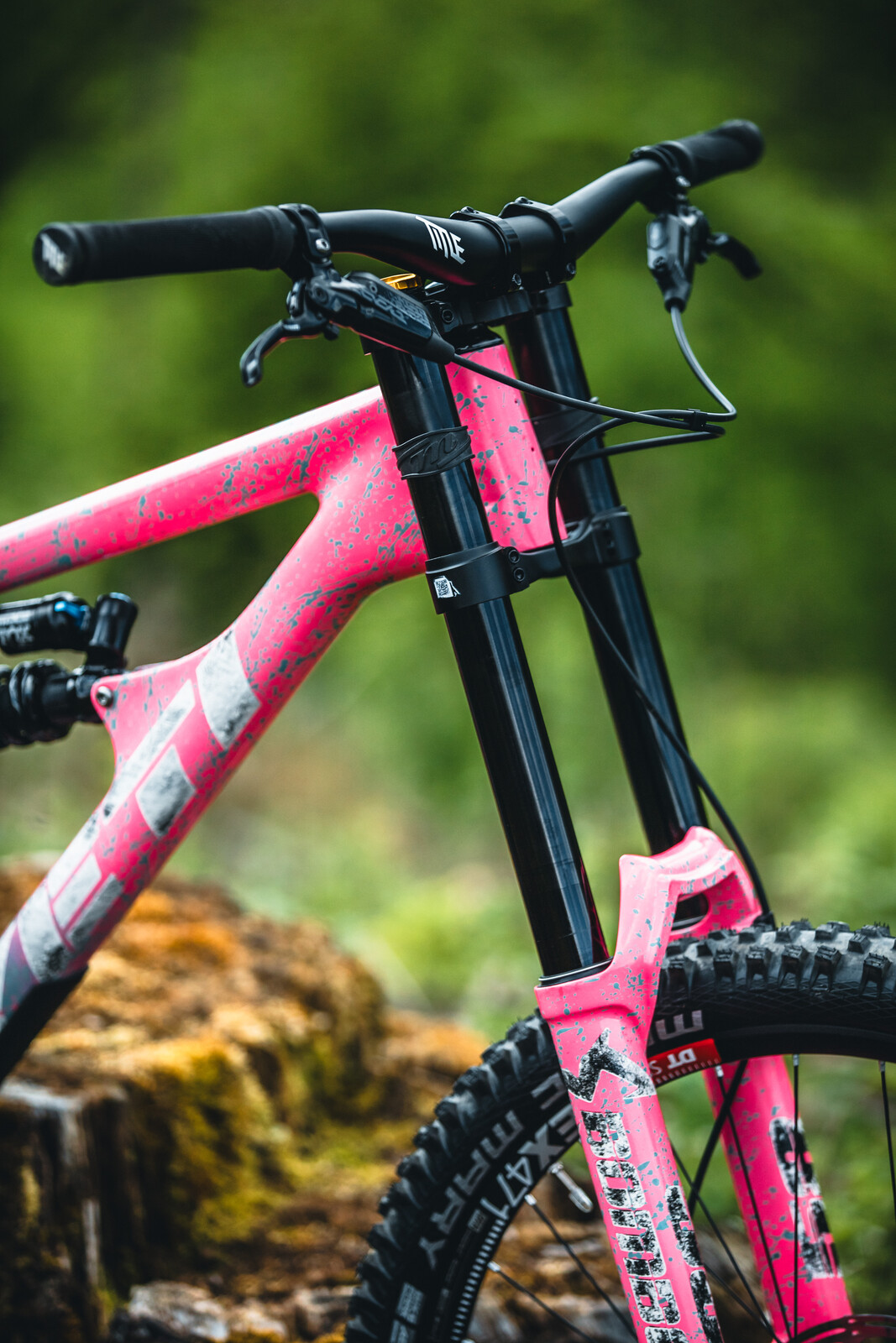 Custom painted Yeti SB165 freeride bike - SeasonbikesCologne's Bike ...