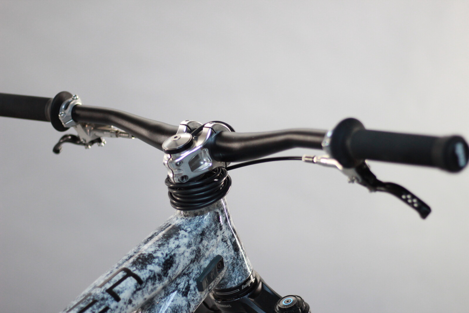 Custom Scott Gambler – snow camo slopeduro machine - SeasonbikesCologne ...