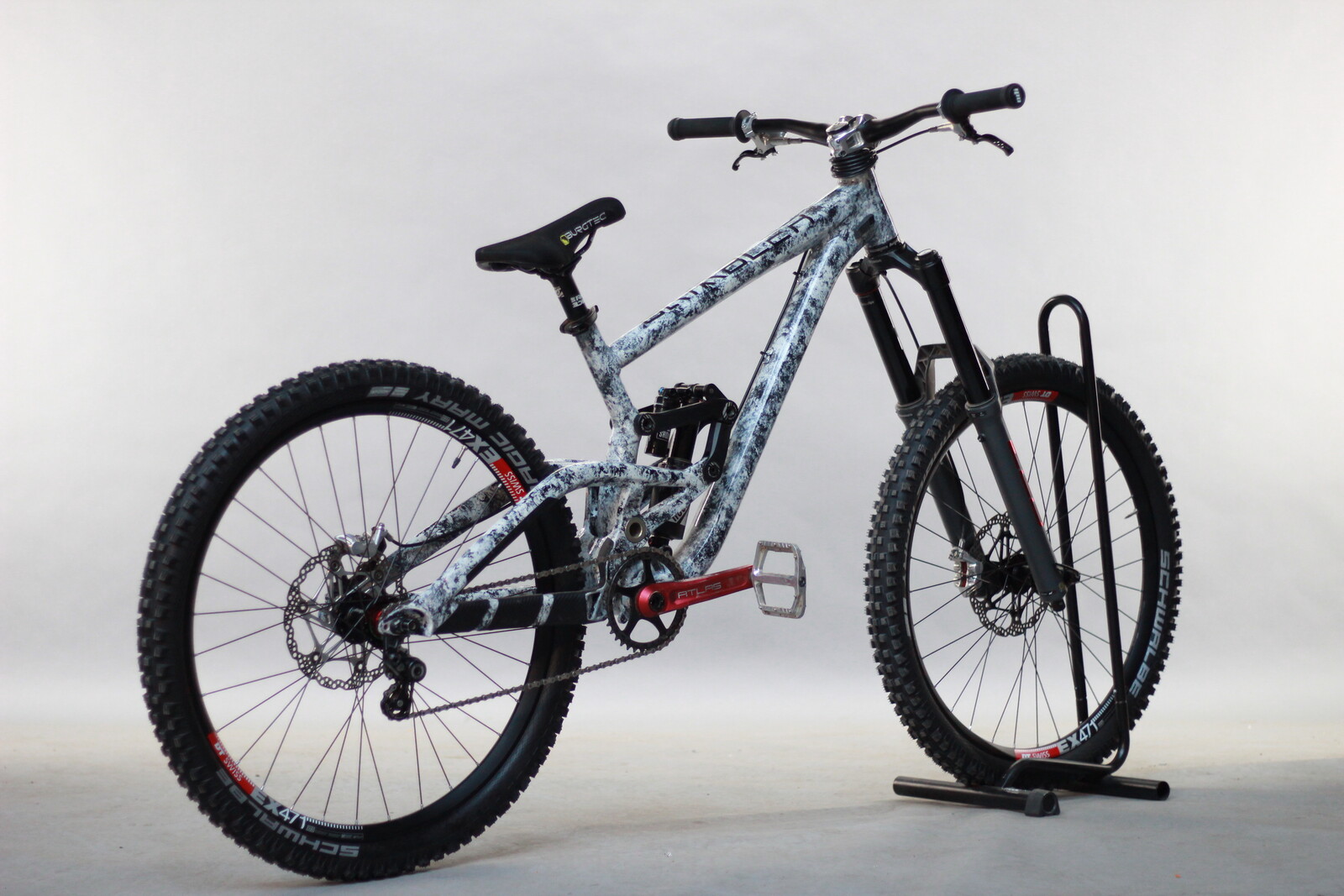 Custom Scott Gambler – snow camo slopeduro machine - SeasonbikesCologne ...