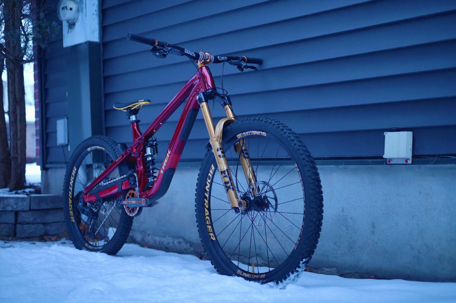 Custom Trek Slash gen 6 - dominiquefarha's Bike Check - Vital MTB