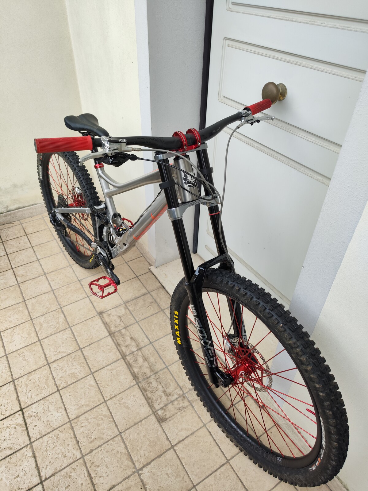 Banshee Legend 29 - NC99's Bike Check - Vital MTB