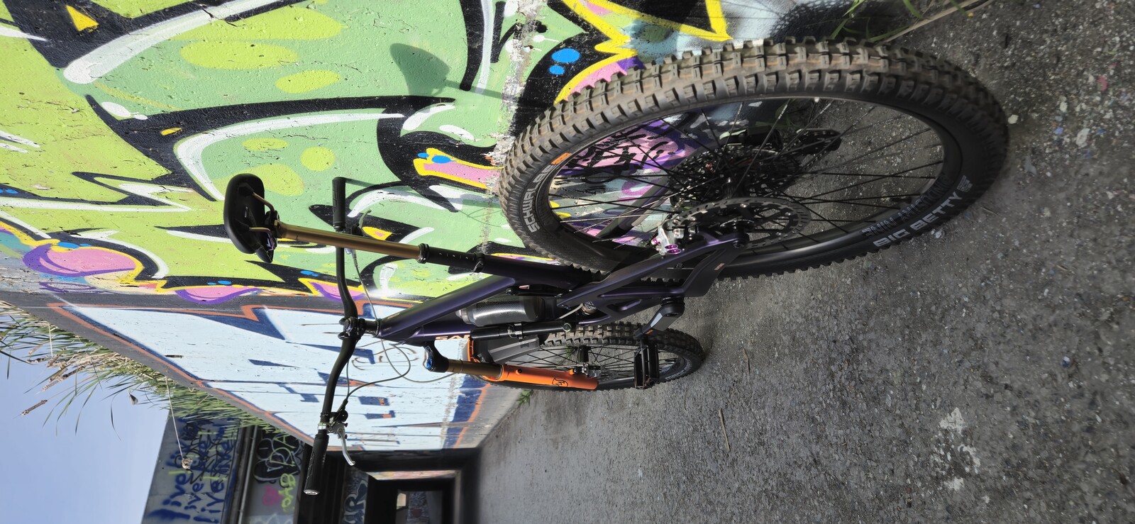 Hightower V4 Dream Build - Otieno's Bike Check - Vital MTB