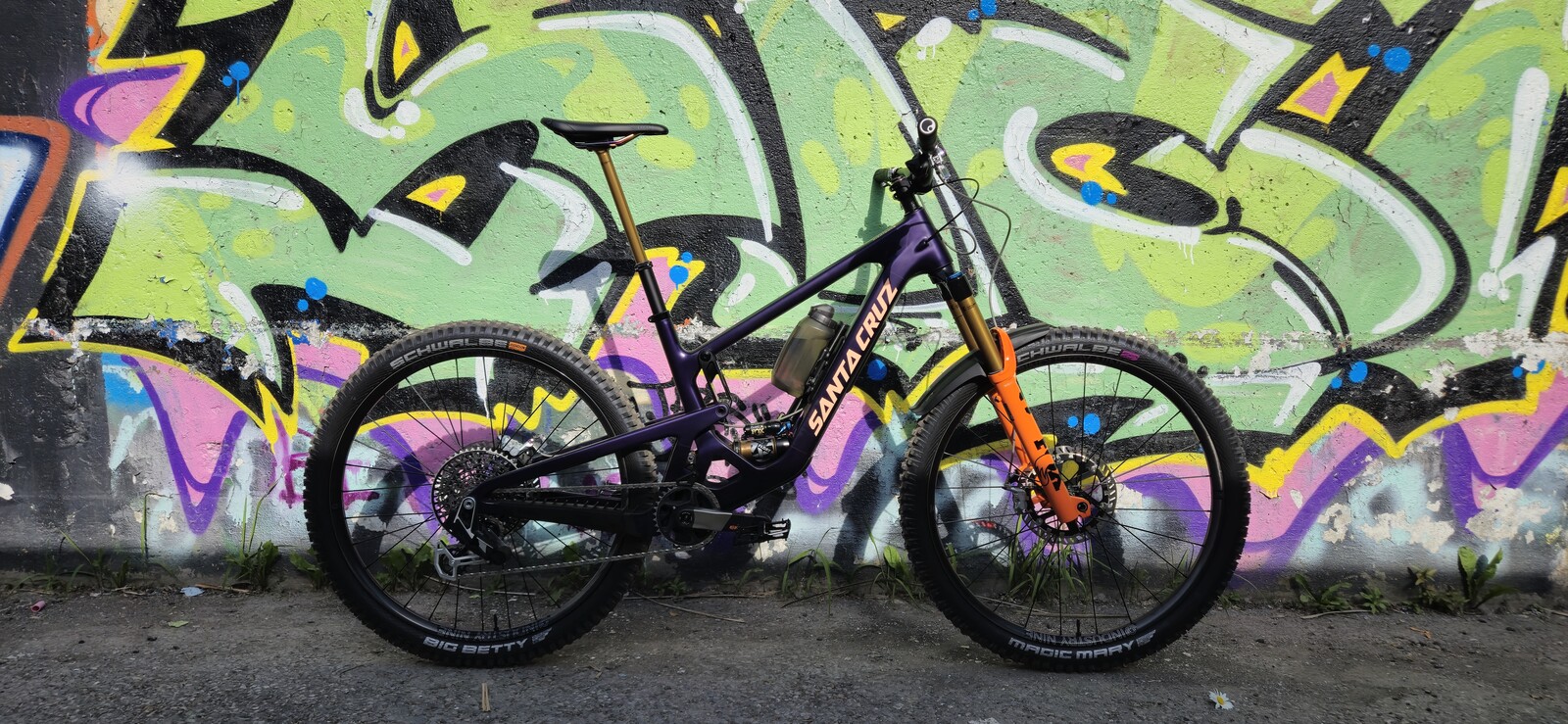 Hightower V4 Dream Build - Otieno's Bike Check - Vital MTB