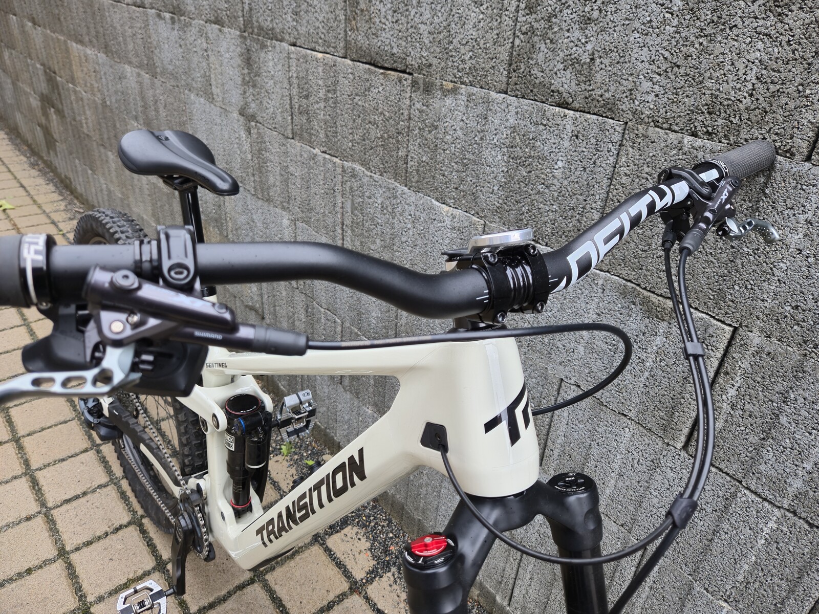 Transition Sentinel V3 - Icamas's Bike Check - Vital MTB