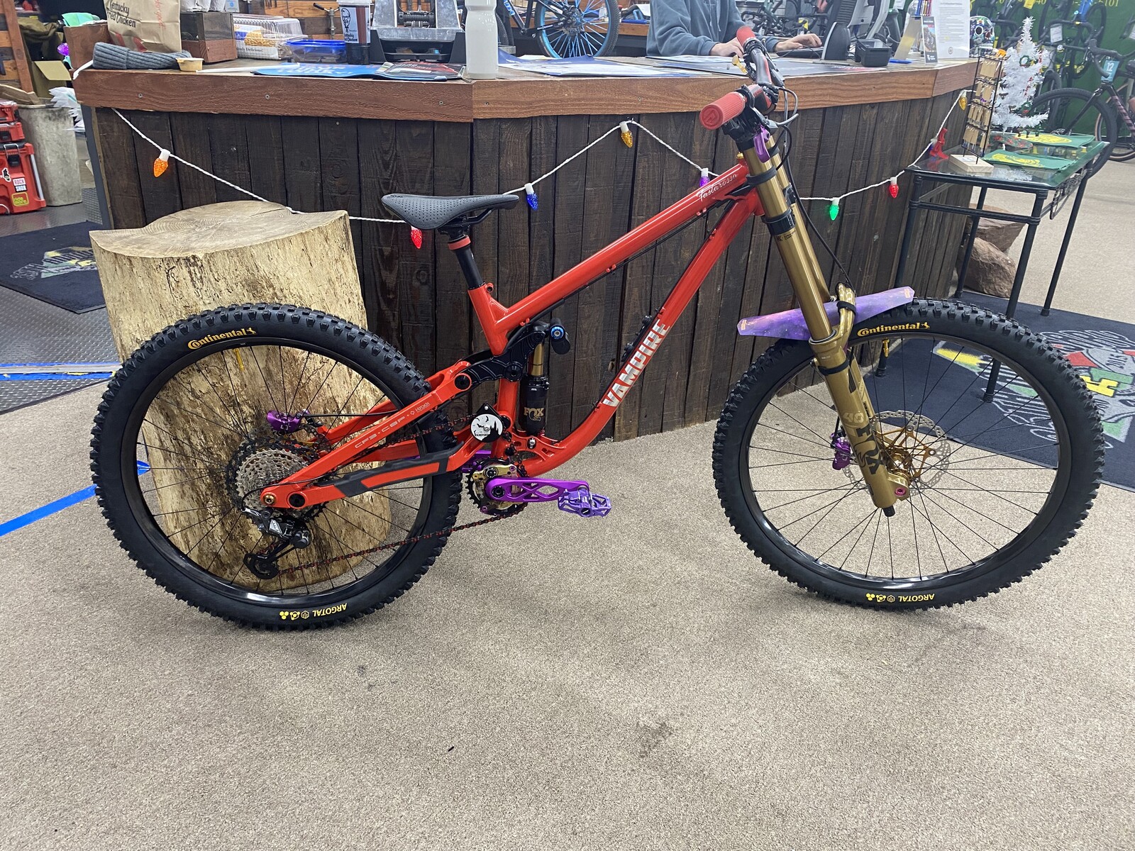 Vampire Fastarossa - tylero'neal's Bike Check - Vital MTB