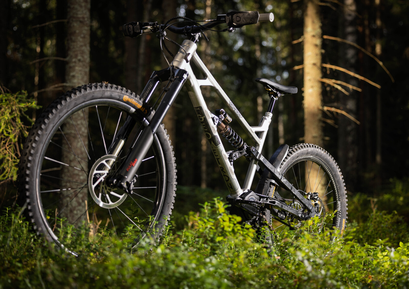 Geometron G1 GPI - Toube's Bike Check - Vital MTB