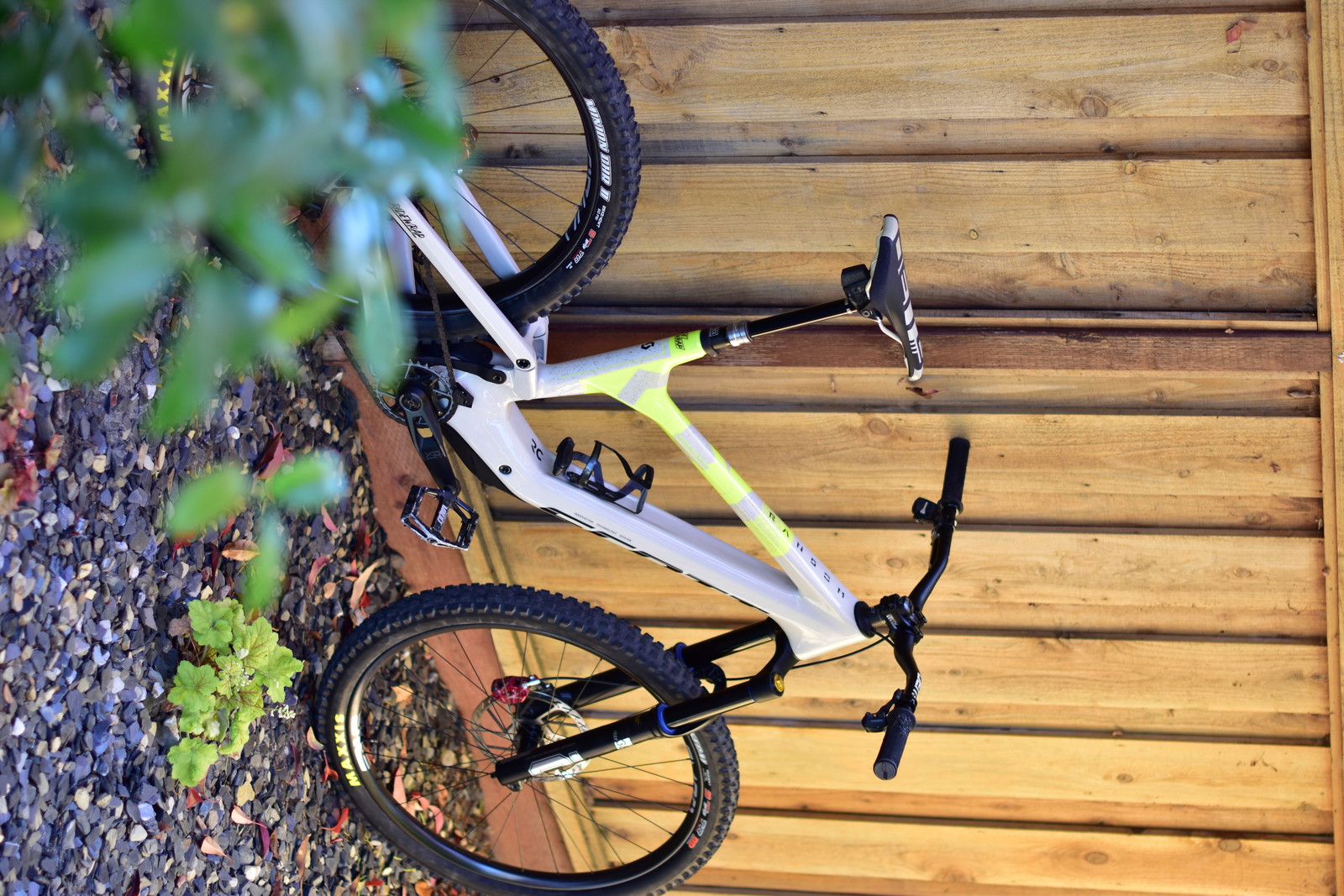 Scott Ransom 900 RC - Jonathon Simonetti's Bike Check - Vital MTB