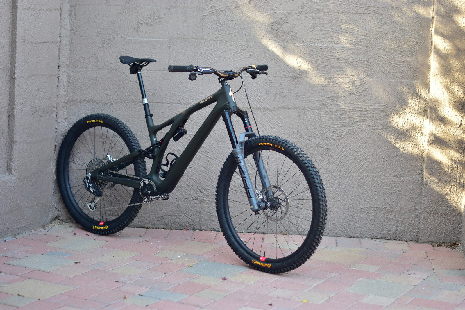 Specialized Stumpjumper Evo - Jonathon Simonetti's Bike Check - Vital MTB