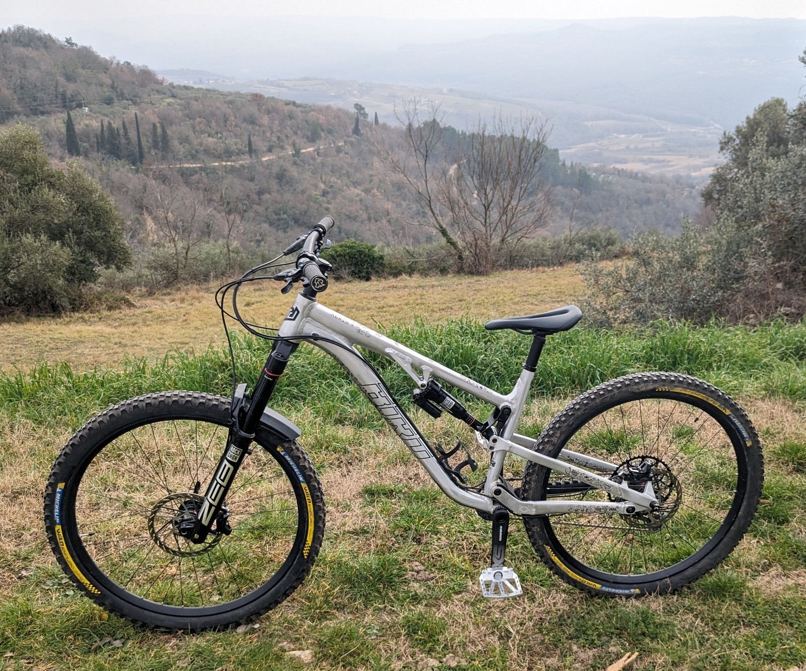 Bird Aeris 9 - Primoz's Bike Check - Vital MTB