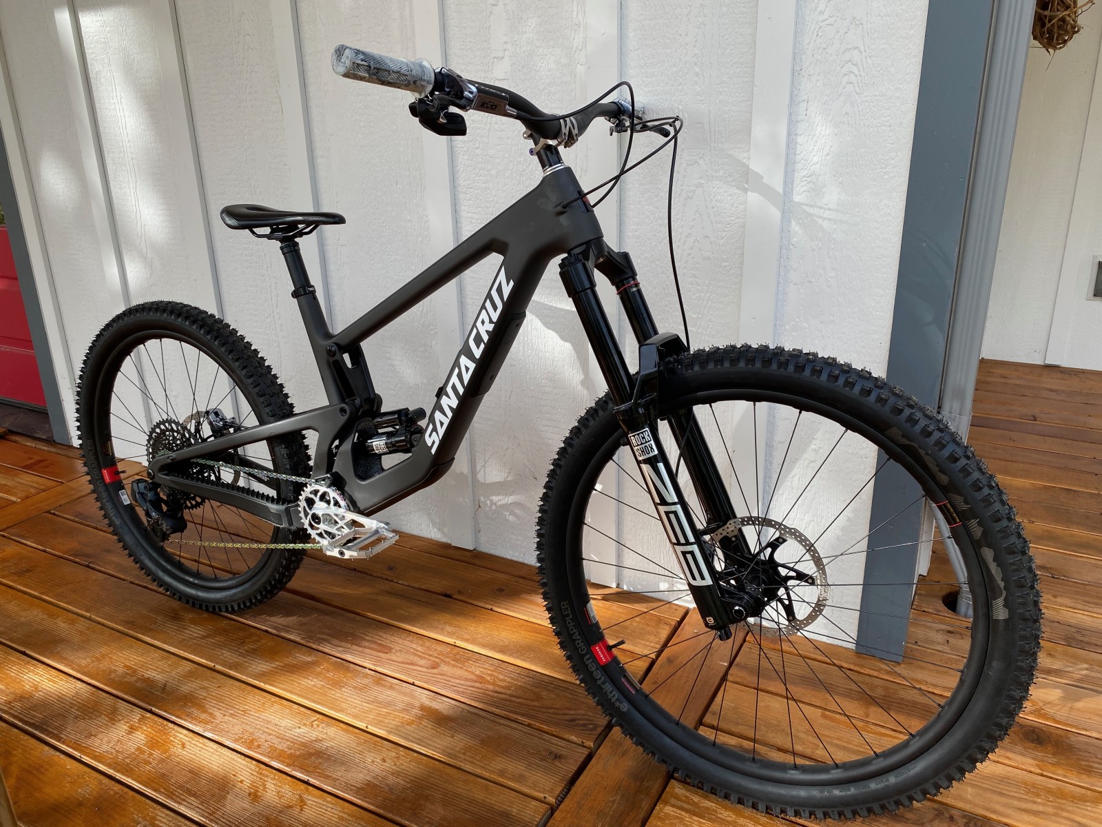 5Dev Nomad 6 - Hittheshowers13's Bike Check - Vital MTB