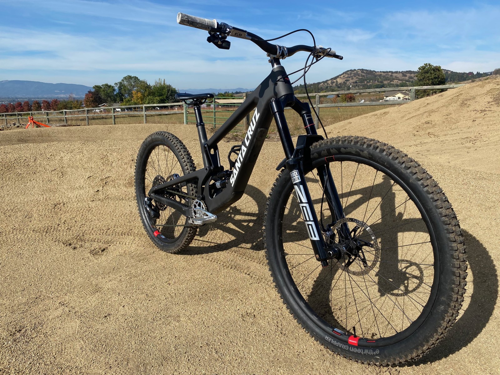 5Dev Nomad 6 - Hittheshowers13's Bike Check - Vital MTB