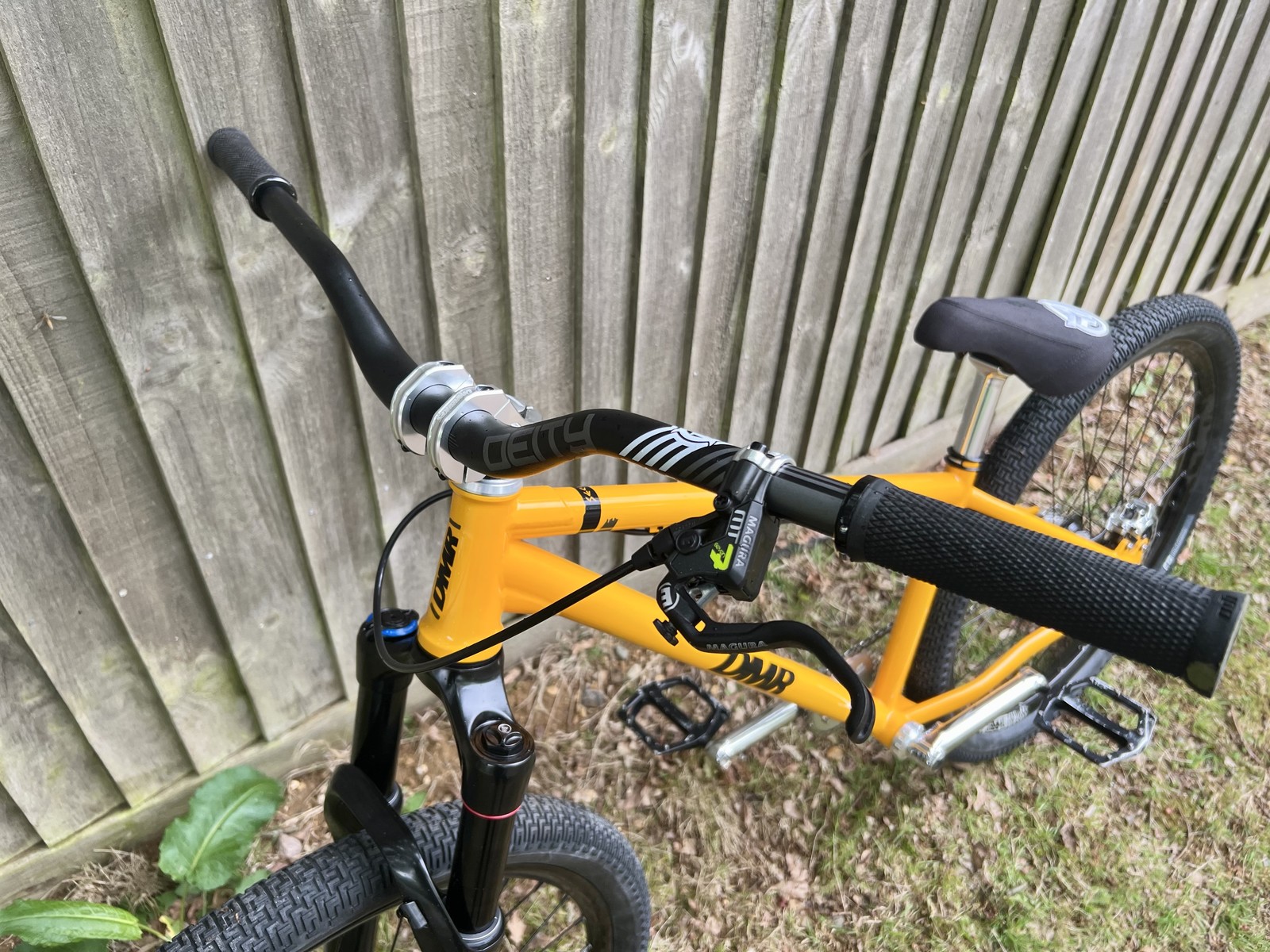 DMR Sect - TimBud's Bike Check - Vital MTB