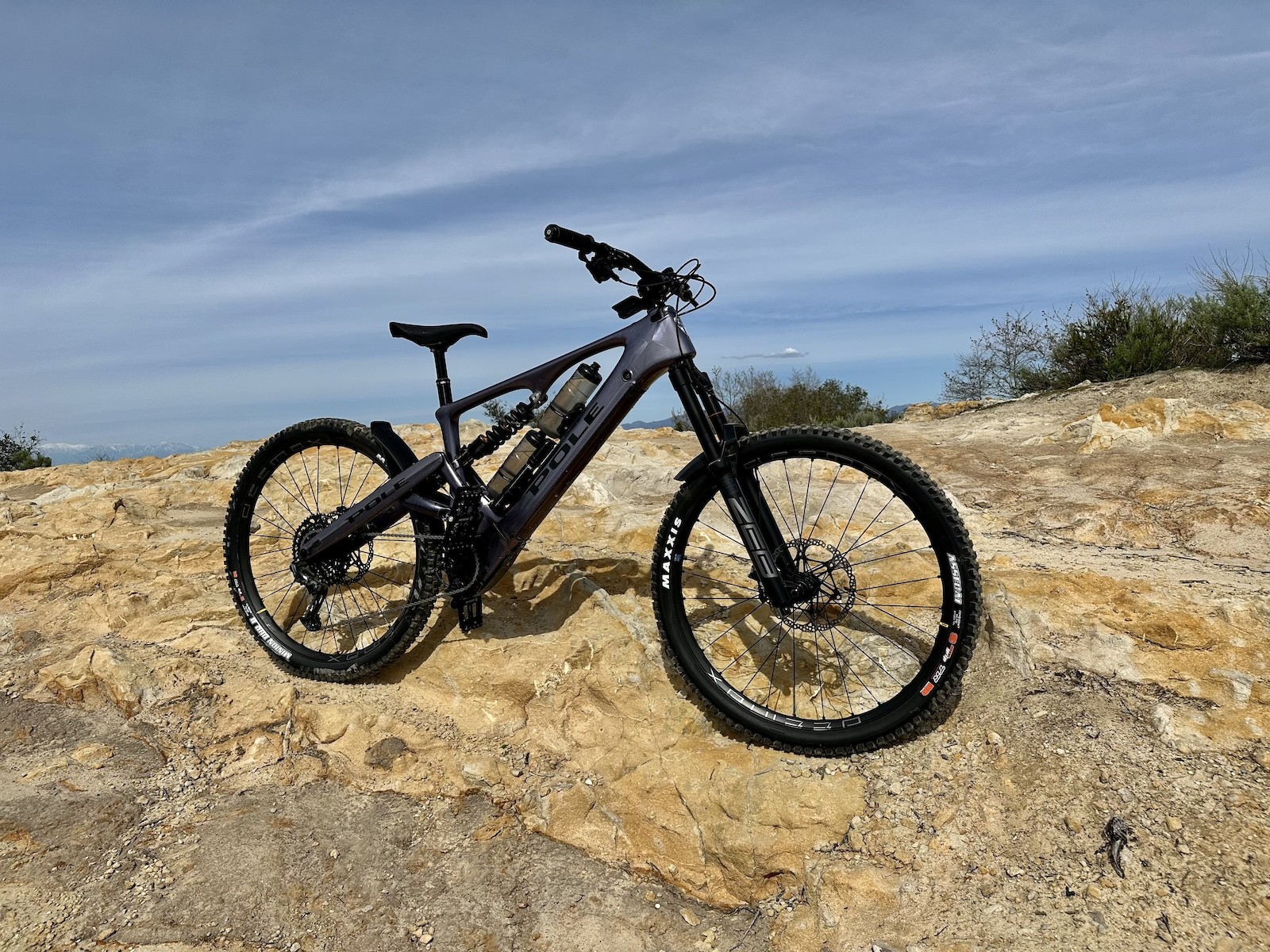 E-Plow: Pole Voima - 0xDEADBEEF's Bike Check - Vital MTB