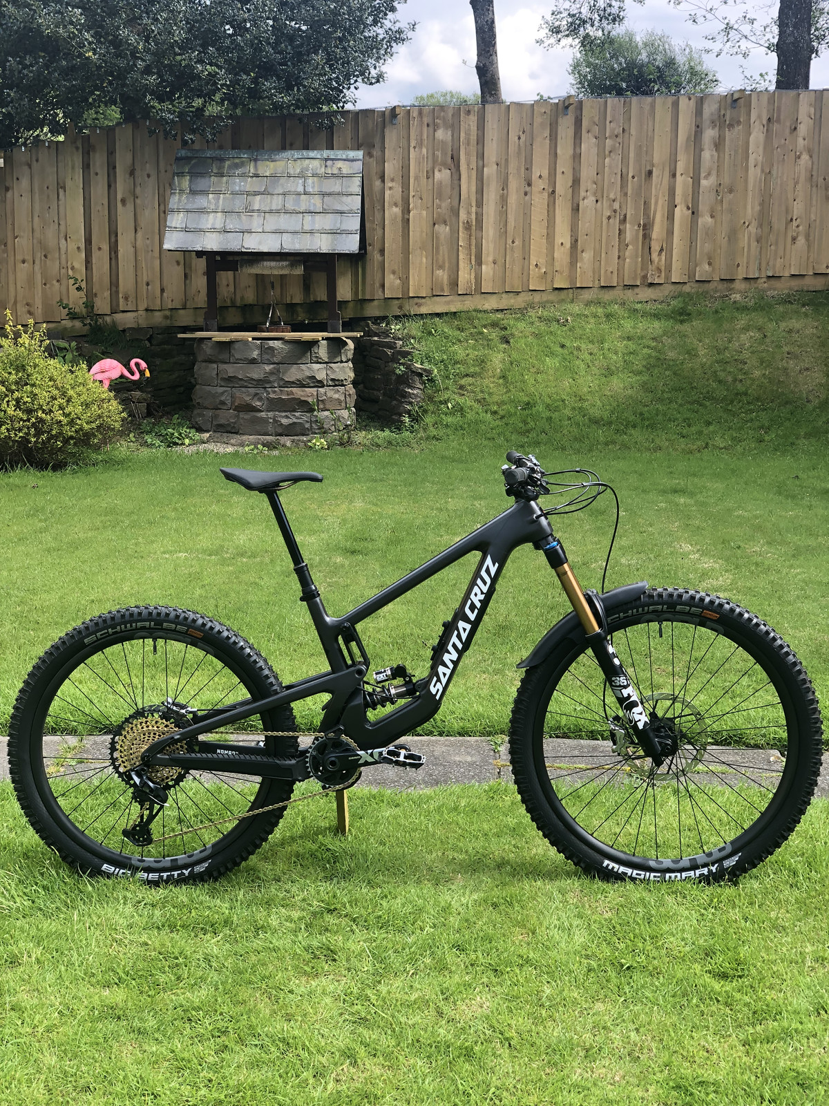 Santa Cruz Nomad 6 - rich.gardiner's Bike Check - Vital MTB