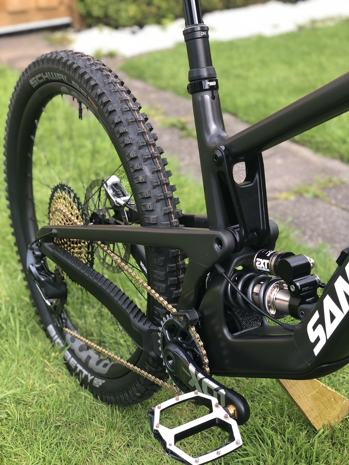 Santa Cruz Nomad 6 - rich.gardiner's Bike Check - Vital MTB