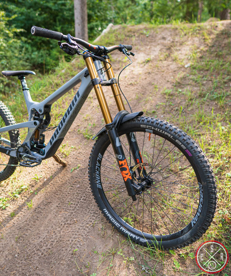 Customized Propain Rage CF 2022 - saintvsdiabolus's Bike Check - Vital MTB