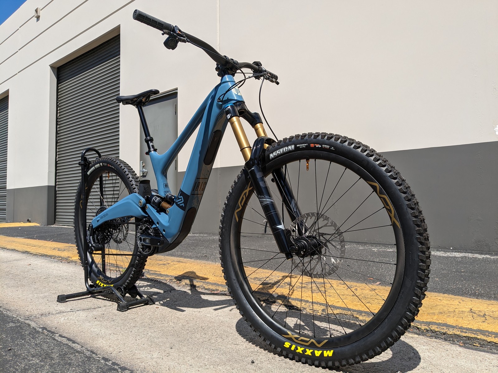 Custom '23 Ibis Oso XO Eagle Transmission - BikeCo.com's Bike Check ...