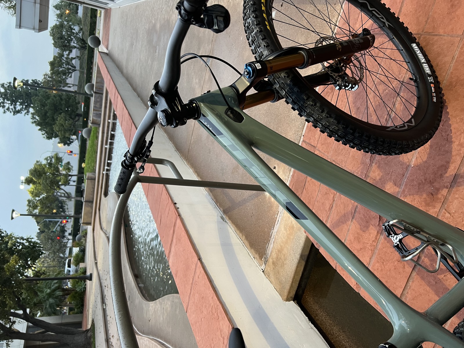 2024 Custom Yeti ARC T3 - BikeCo.com's Bike Check - Vital MTB