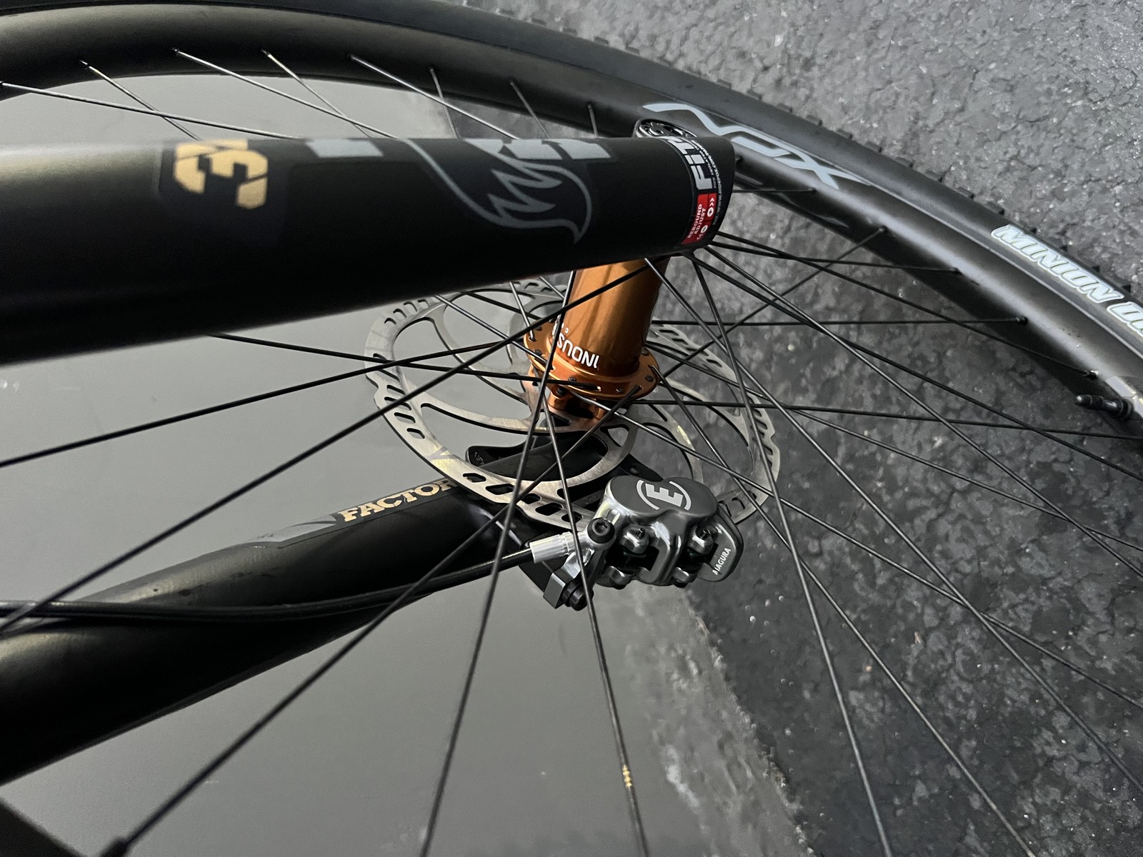 2024 Custom Yeti ARC T3 - BikeCo.com's Bike Check - Vital MTB