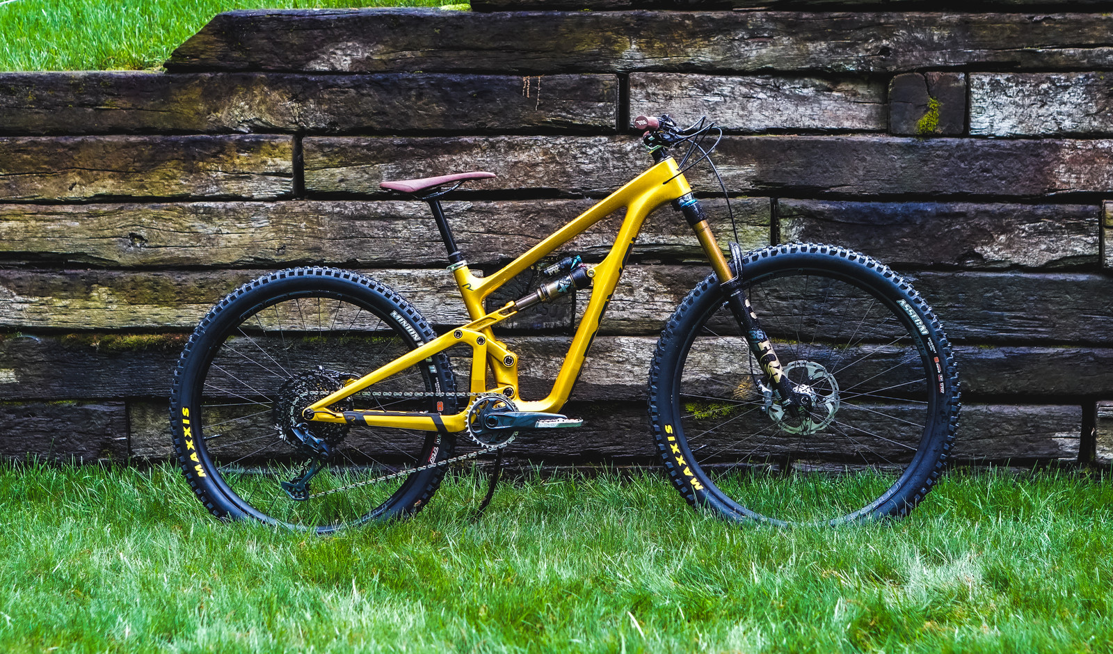 Custom Ponyboy Revel Rascal aka 'Goldilocks' - gold_007's Bike Check ...