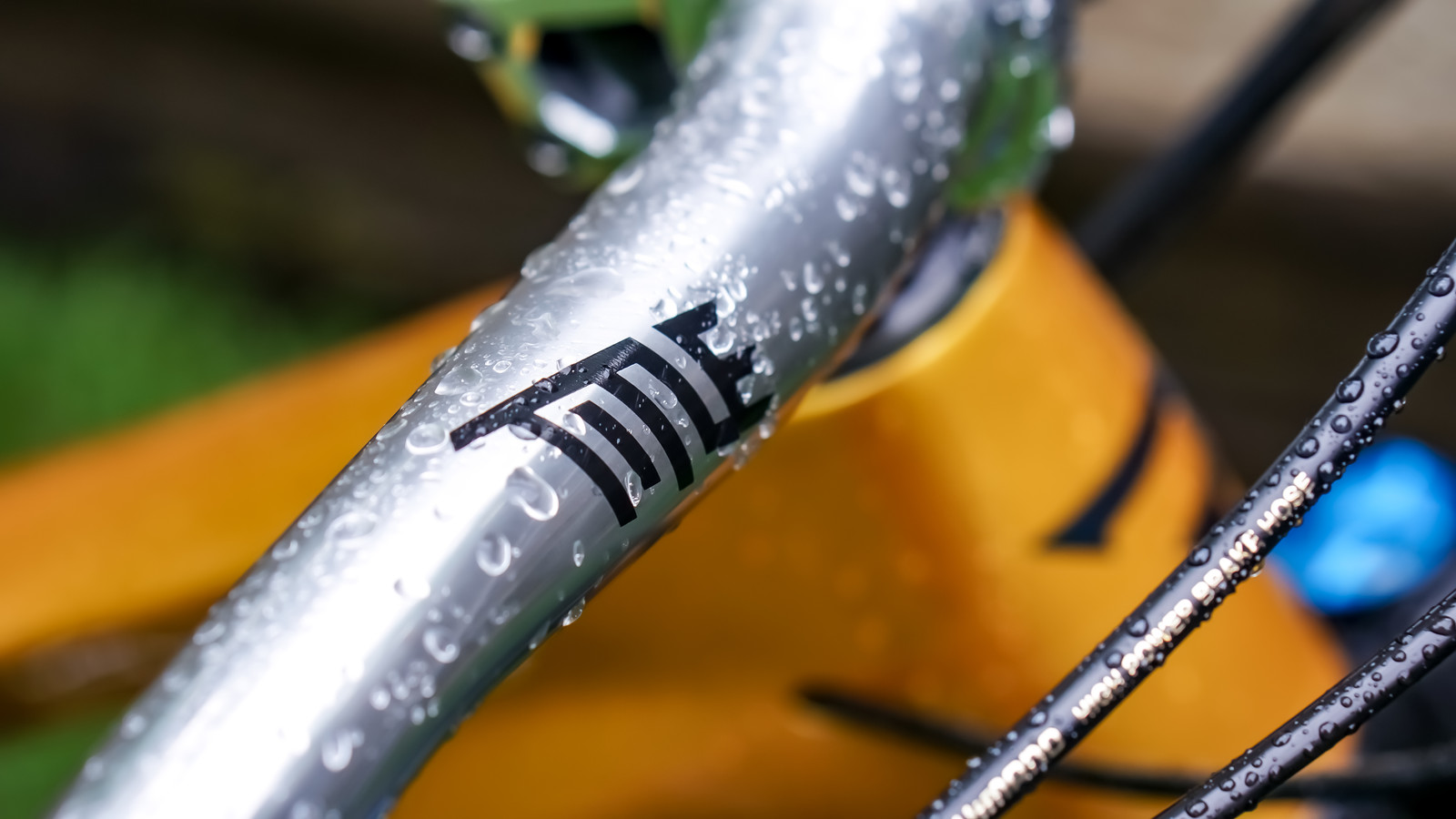 Custom Ponyboy Revel Rascal aka 'Goldilocks' - gold_007's Bike Check ...