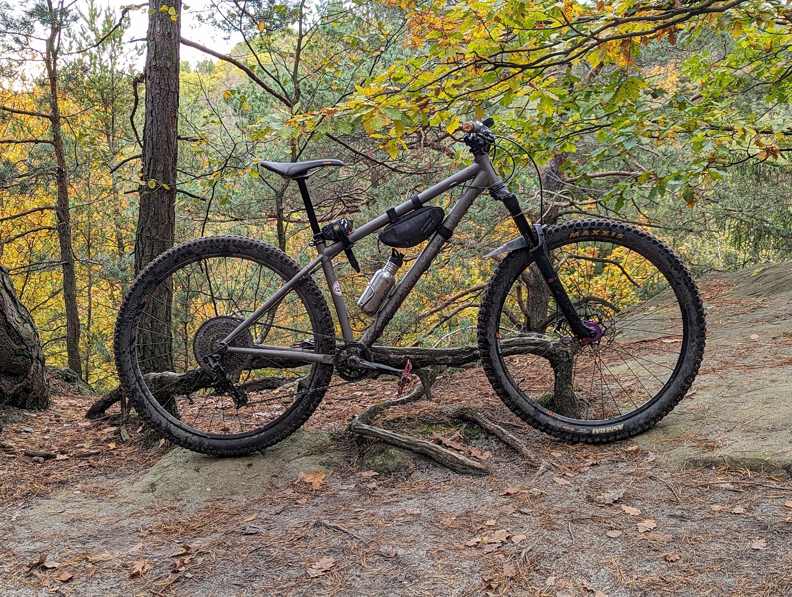 Velouria Sober Titanium - NickVT's Bike Check - Vital MTB