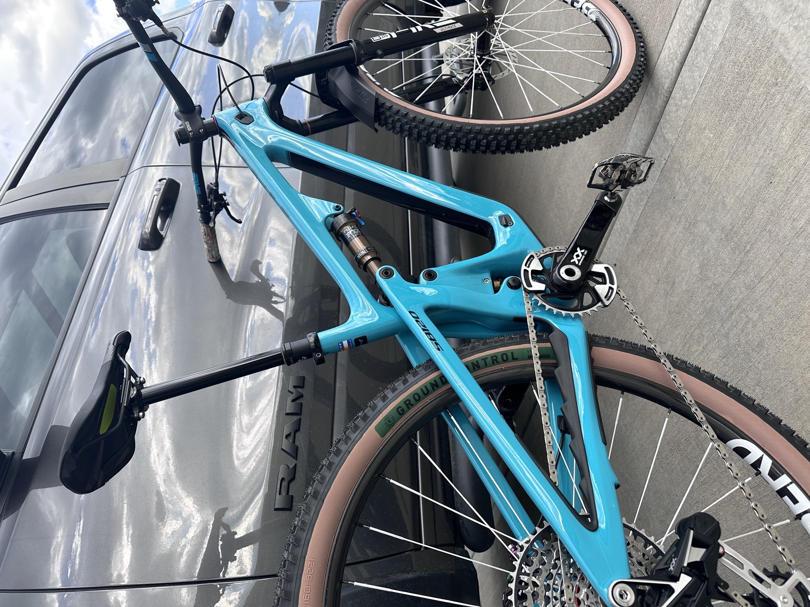 Yeti SB120 Turq - Custom - Shred KC's Bike Check - Vital MTB