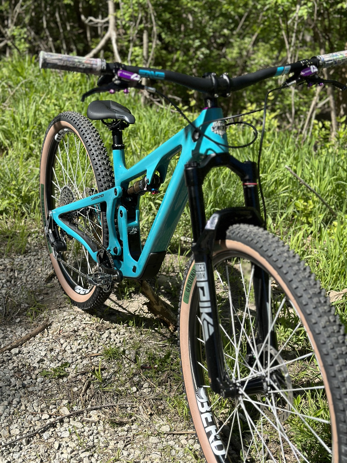 Yeti SB120 Turq - Custom - Shred KC's Bike Check - Vital MTB