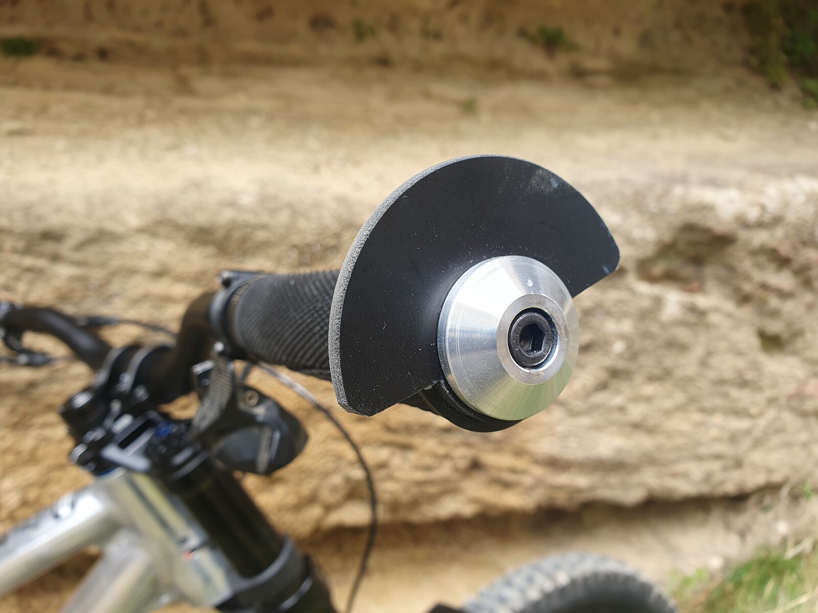 Kavenz VHP 20 (leverage+rocker on a vhp18) - dom's Bike Check - Vital MTB