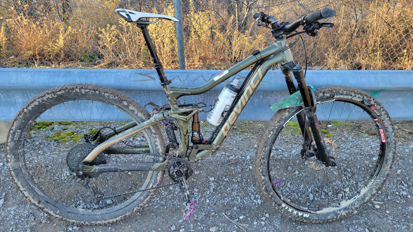 Django minibeast - breeconay's Bike Check - Vital MTB