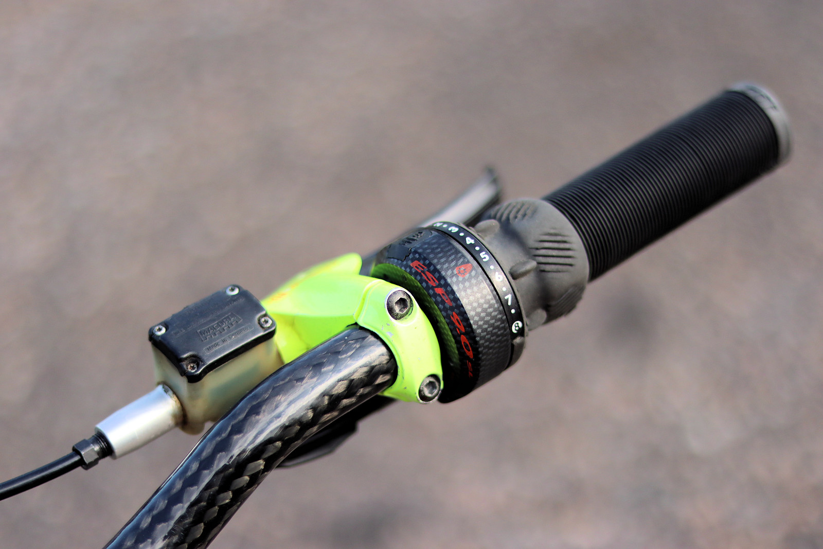 Tomac Lawwill 1998 - John Tomac race bike replica - Dami's Bike Check ...